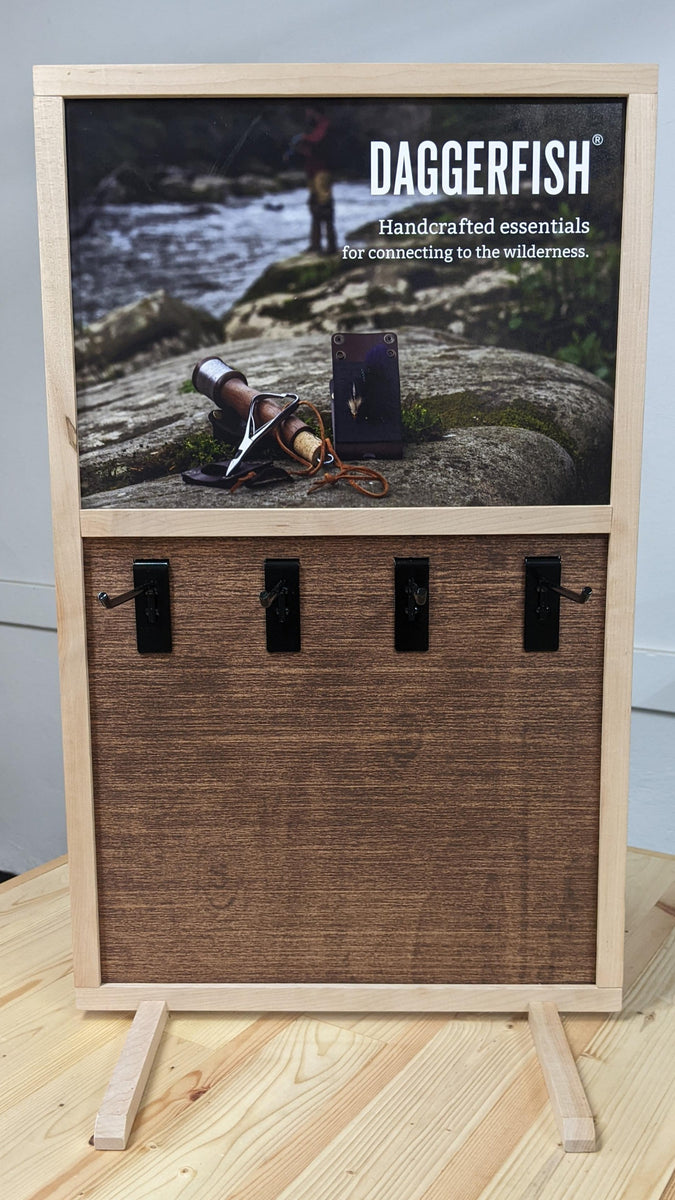 How to Assemble your Daggerfish Countertop Display Stand